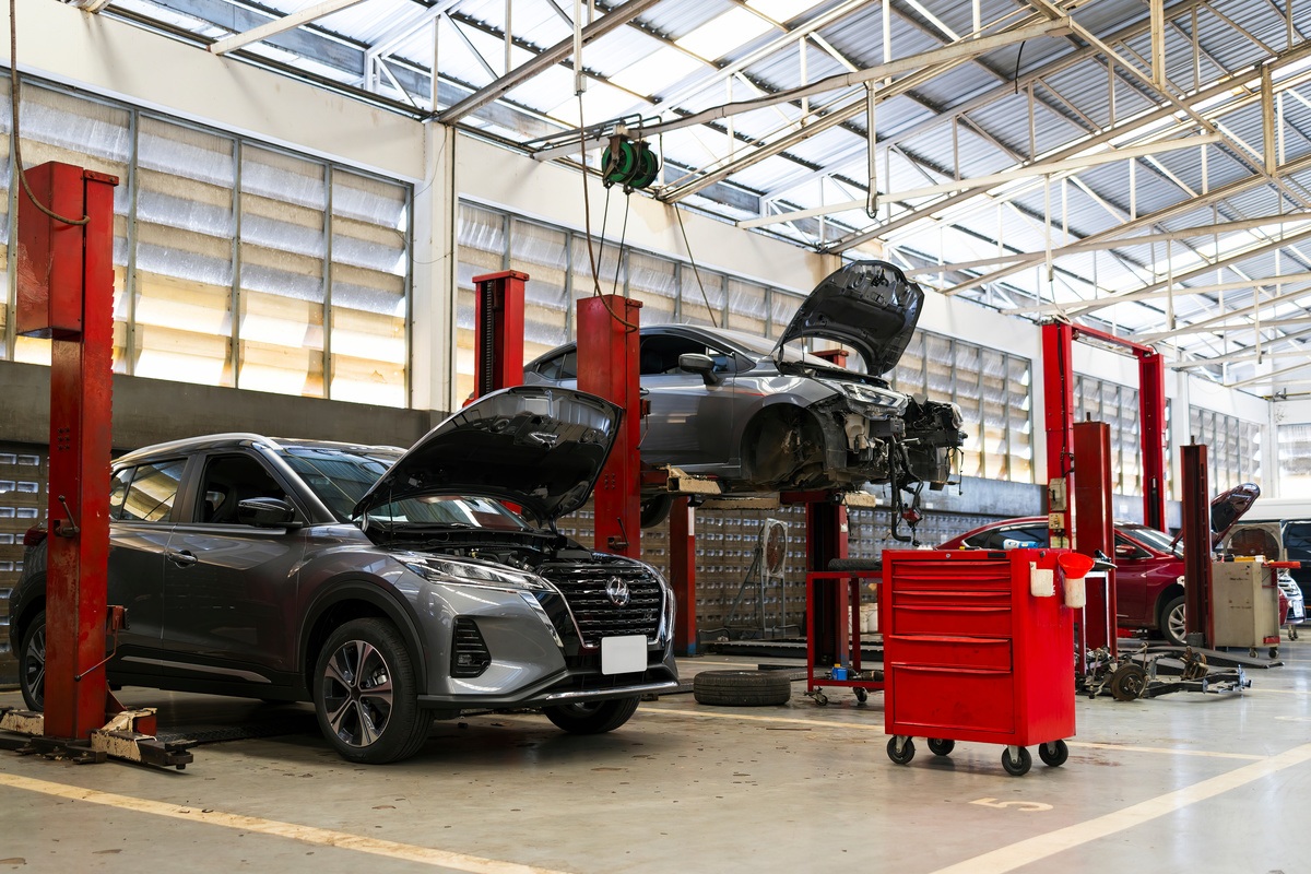 5 Ways to Optimize Production Workflow Within Your Auto Body Shop